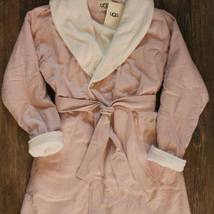 UGG | Intimates & Sleepwear | Ugg Anika Plush Luxury Robe Pink New ...